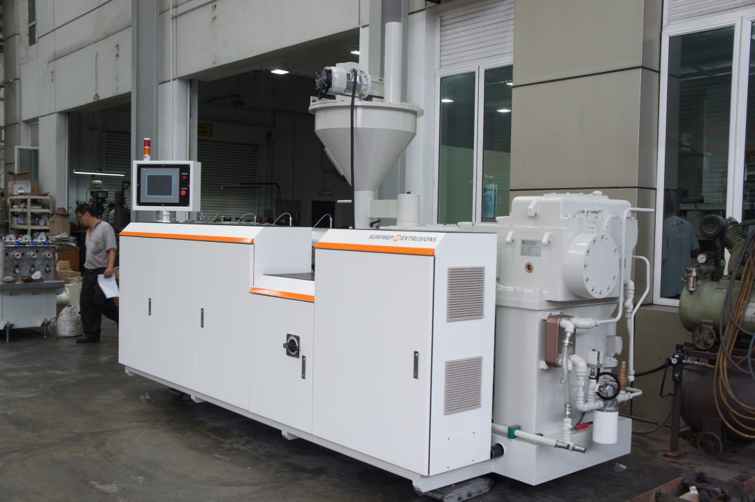 HMG Extrusions Austria - Twin and single new extruders and processing lines